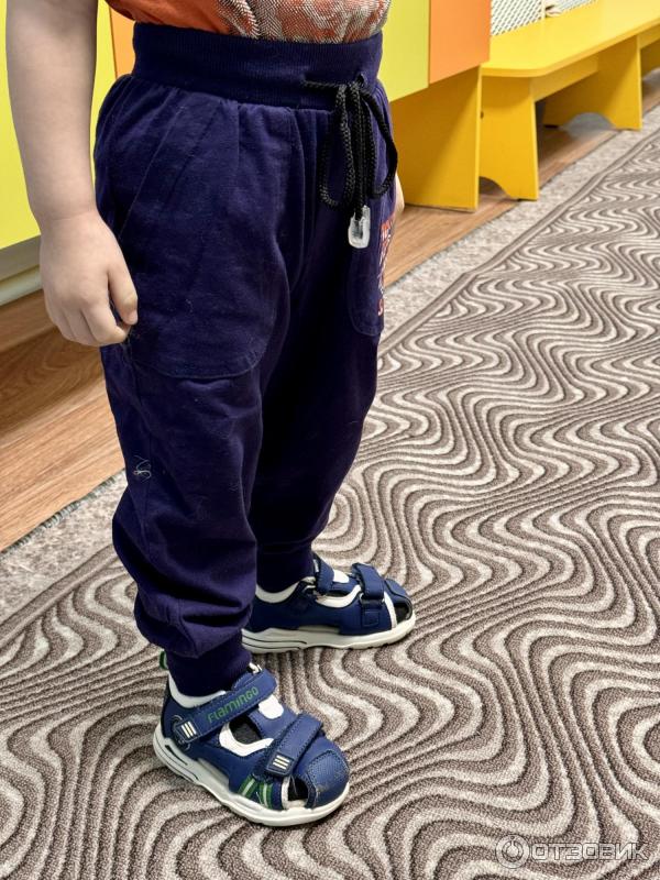 Отзыв о Детские брюки Bonito Kids | Для детского сада - прекрасный вариант.