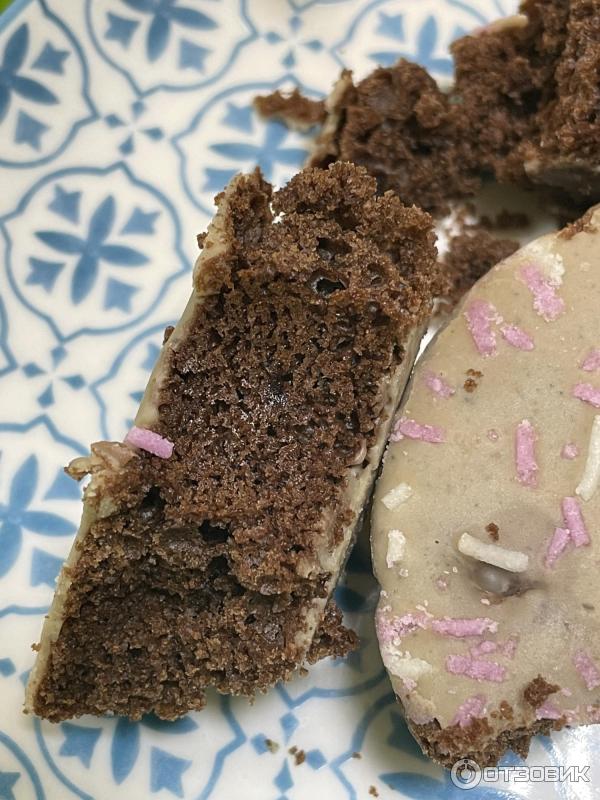 Отзыв о Пирожное бисквитное Bonucci Donut Cake глазированное с начинкой ...