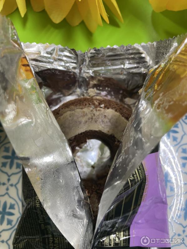 Отзыв о Пирожное бисквитное Bonucci Donut Cake глазированное с начинкой ...